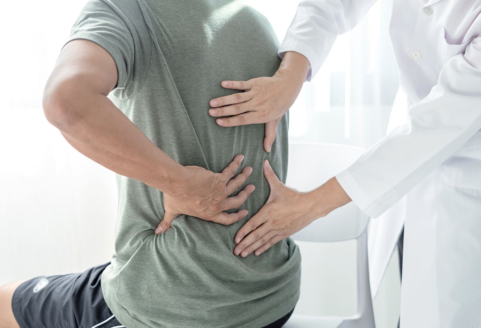 Back Pain Treatments: What Works (and What Definitely Doesn’t) | The ...