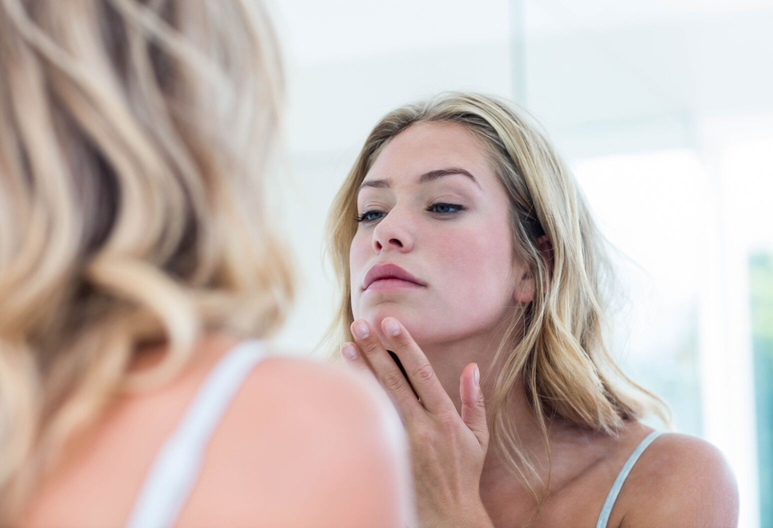 The Hidden Symptoms of Body Dysmorphia | The Well by Northwell