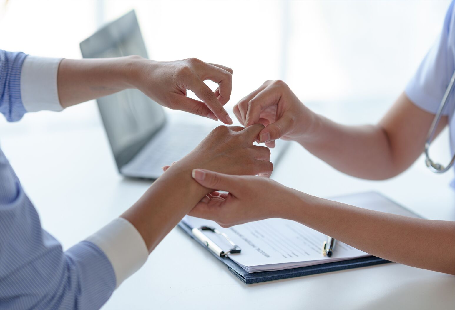What is Mallet Finger? (And How Do You Treat It?) | The Well by Northwell
