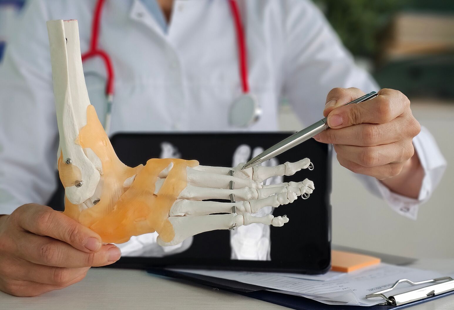 Hammer Toe? Crossover Toe? Here’s How I Fix Them | The Well by Northwell