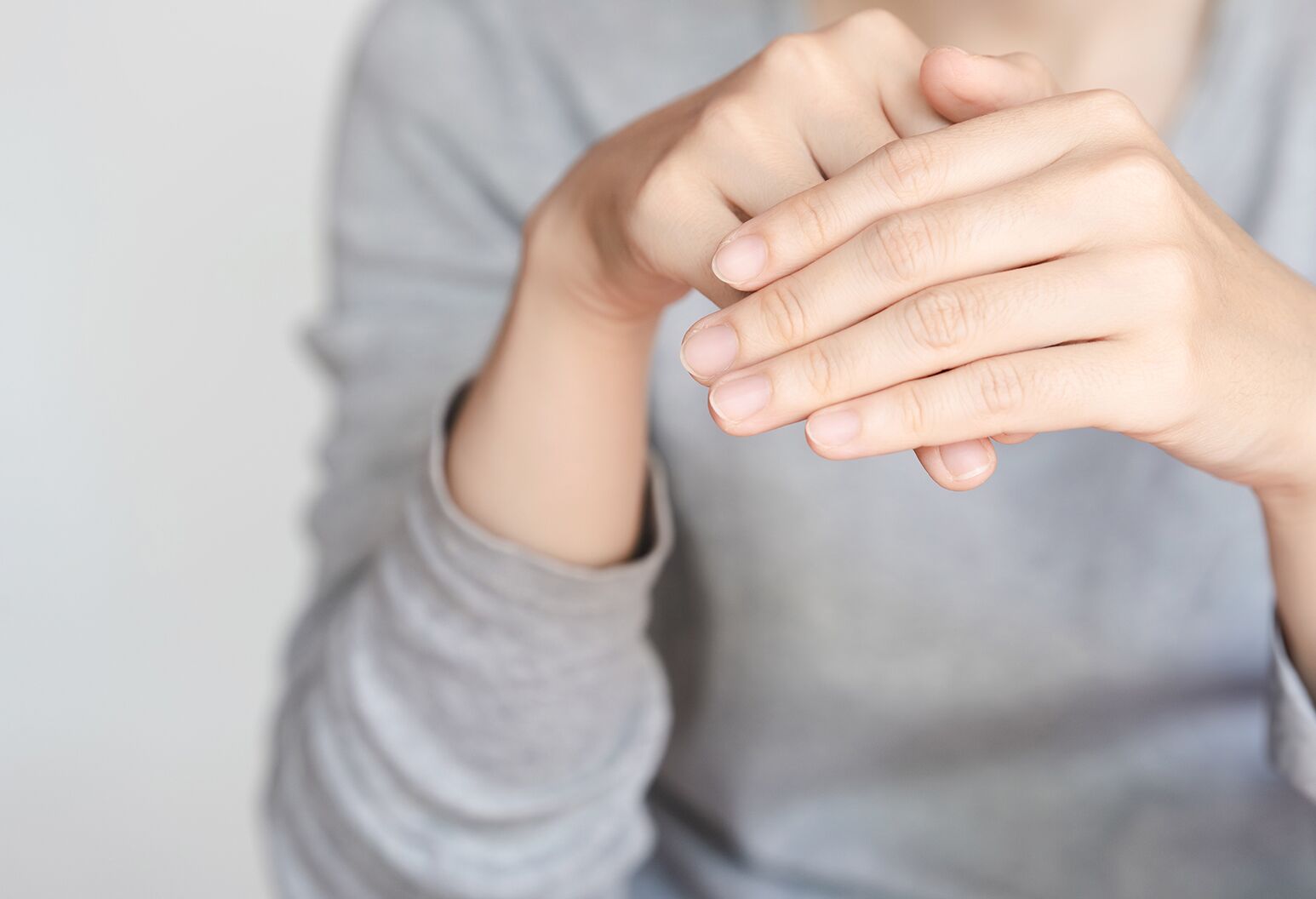 Does Cracking Knuckles Cause Arthritis? | The Well by Northwell