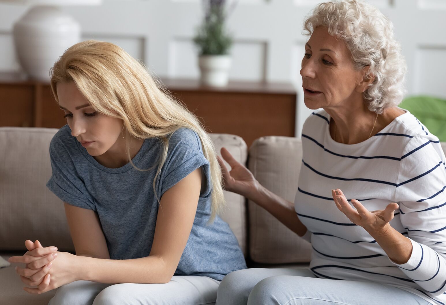 5 Ways To Manage A Parent’s Narcissistic Abuse | The Well by Northwell