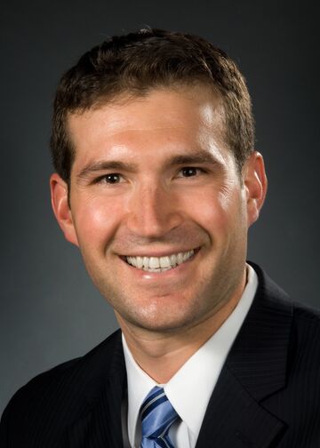 6 common causes of hip pain | Northwell Health