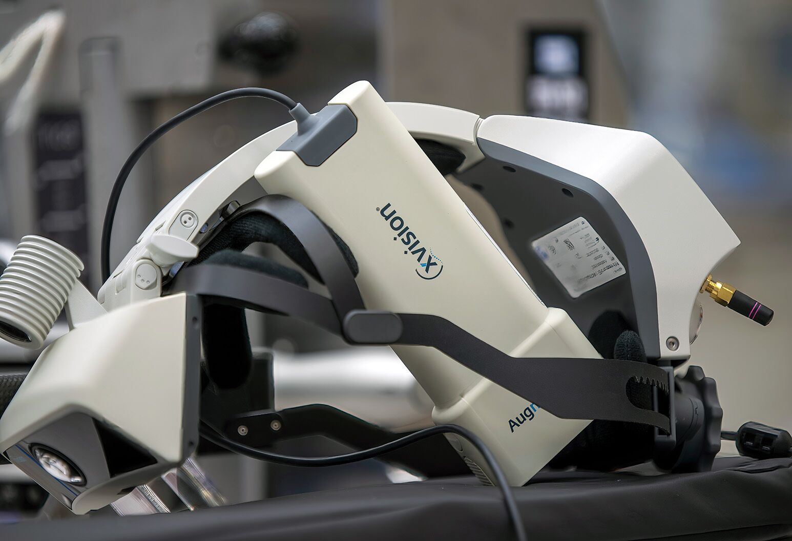 Spinal surgery using Augmedics system a first for SSUH, Suffolk County ...