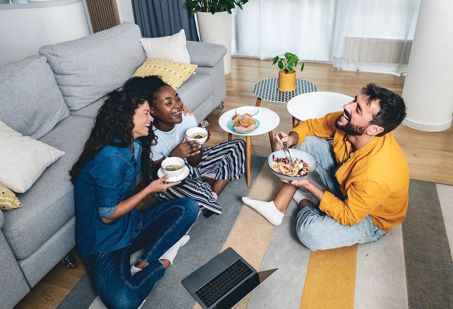 What It’s Like To Be An Extroverted Introvert | The Well by Northwell